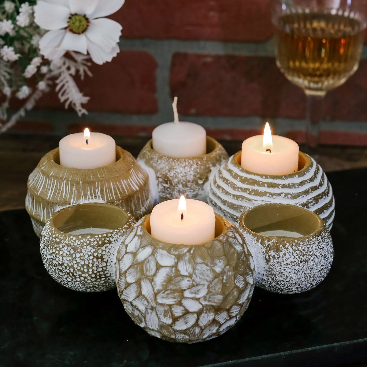 Candle Holder Centerpiece (2-in-1) 6 Gold Ball Set – Kate Aspen