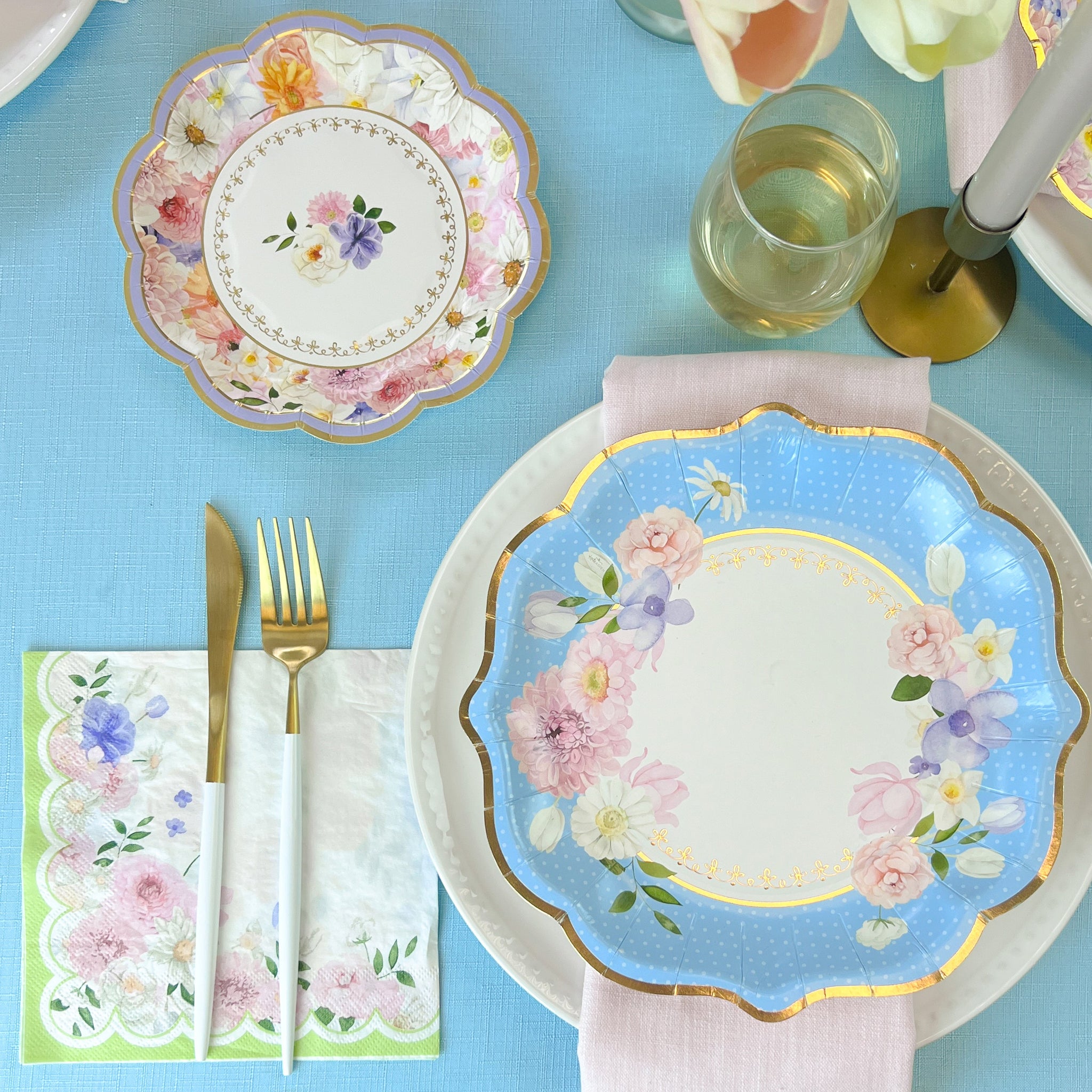 Tea Time Party 62 Piece Party Tableware Set (16 Guests)